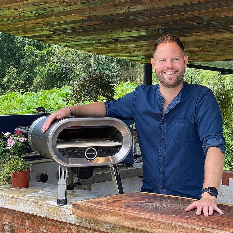 Revolve Pizza Oven Europe - Portable outdoor pizza oven